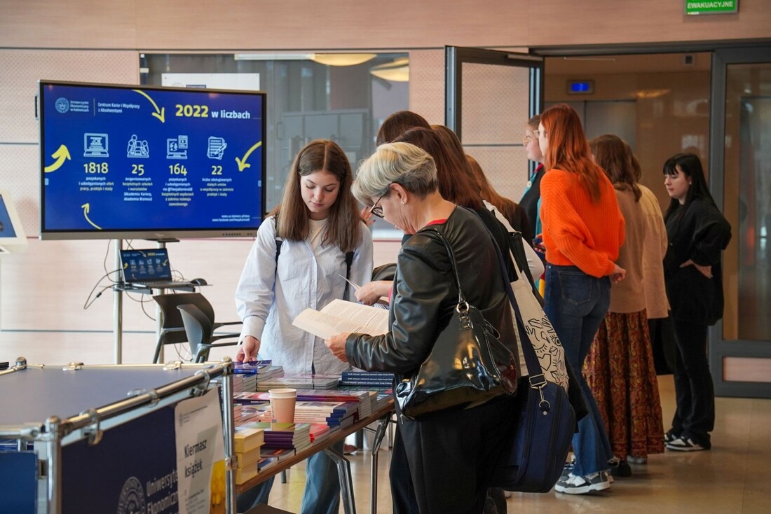13 października zorganizowaliśmy Dzień Otwarty Centrum Karier i ...