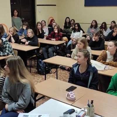 Dr Edyta Sygut z wykładami w II Liceum Ogólnokształcącym w Będzinie ...